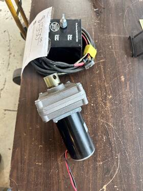 MAGNUM LIFT LEGB-2 Electric Jack Motor Bulldog